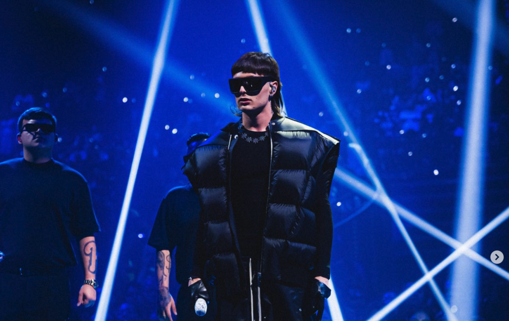 Peso Pluma, rapero “tumbado” conquista escenarios internacionales | THE ...